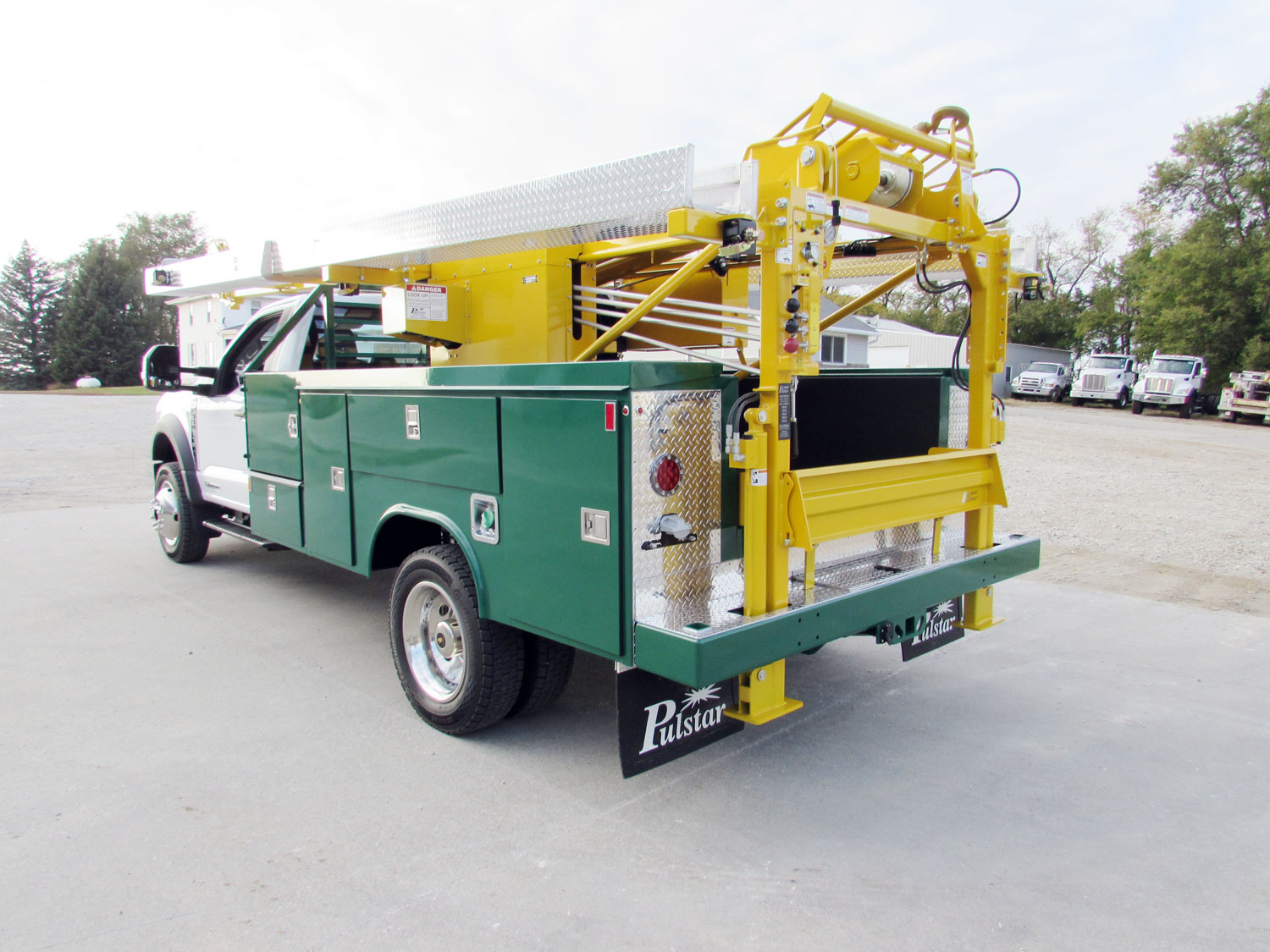 Northeast Well & Irrigation Bought A Pulstar P10HD3L Pump Hoist